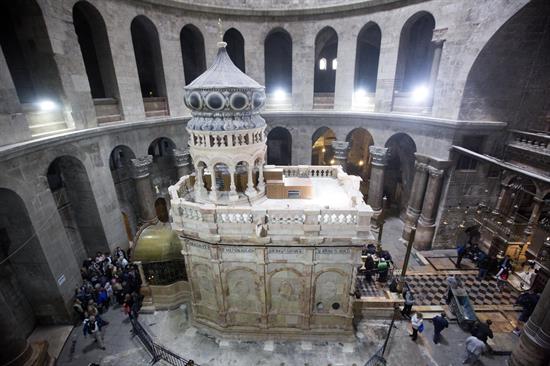 [FOTOS] El Santo Sepulcro de Jesús en Jerusalén queda restaurado