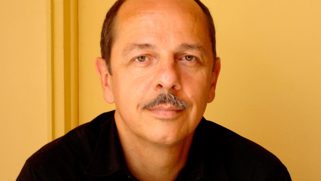 “La vuelta al día” de Philippe Fénelon: El documental de Aurora, Julio ...