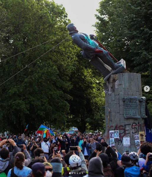 «La guerra de los monumentos», el efecto colateral del estallido