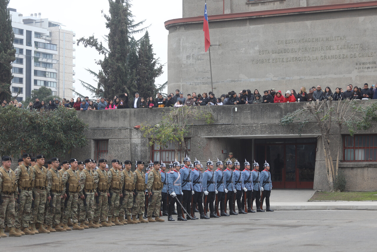 Presidente Boric participó en ceremonia de juramento a la bandera en Escuela Militar