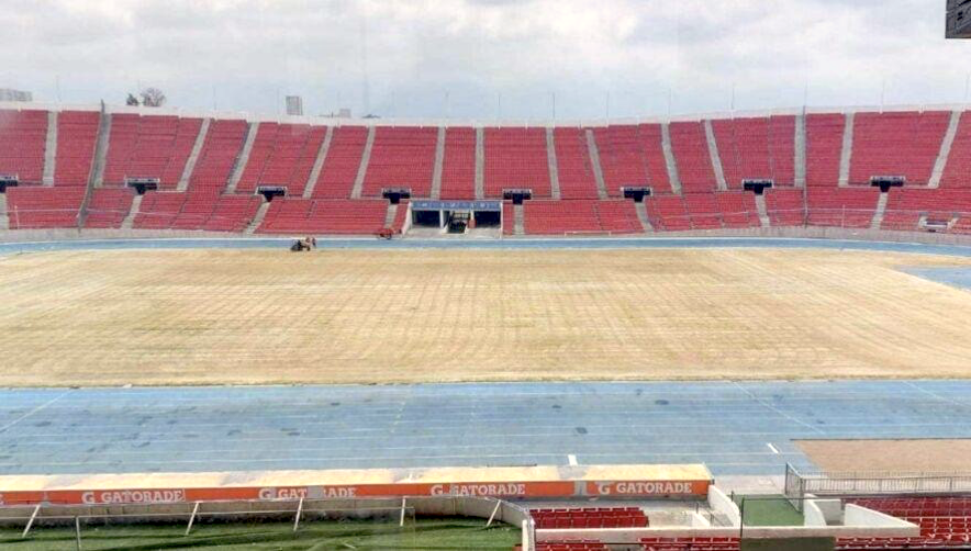 La tendencia de uso de pasto artificial en campos deportivos