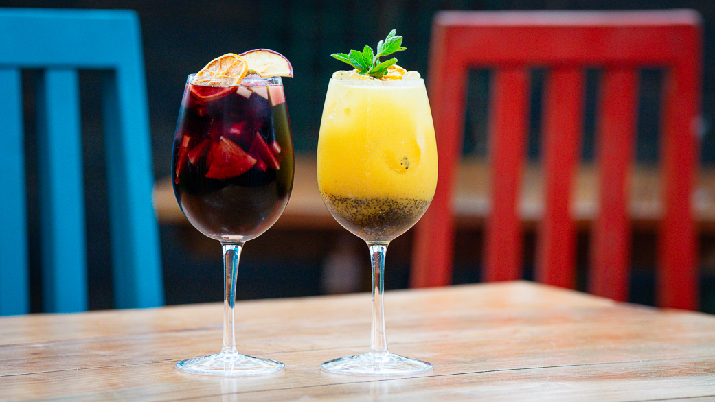 Un restaurante de barrio que destaca por su cocina y un ambiente relajado