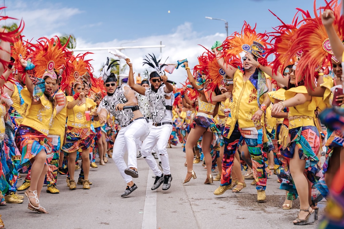 Aruba: la magia de su carnaval de color, música y tradición