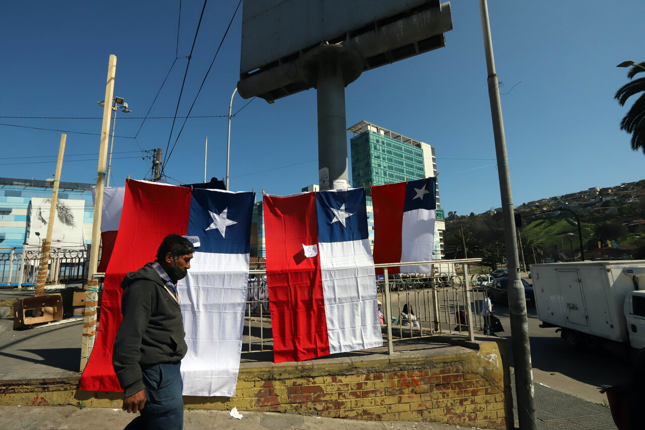 Multa por no poner la bandera en Fiestas Patrias y cómo izarla ...
